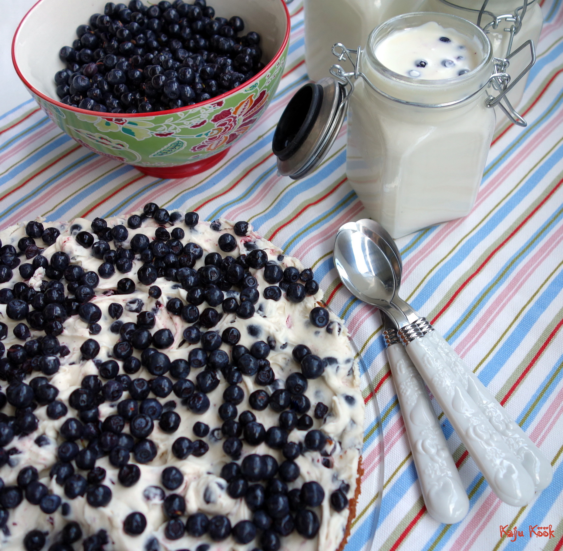 Mustika-vaniljekook - Kaju Köök