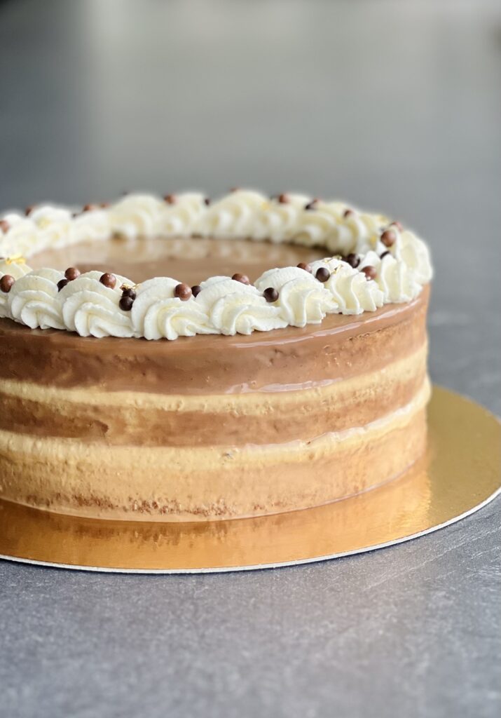 Pähkli ja karamelli tort - Kaju Köök